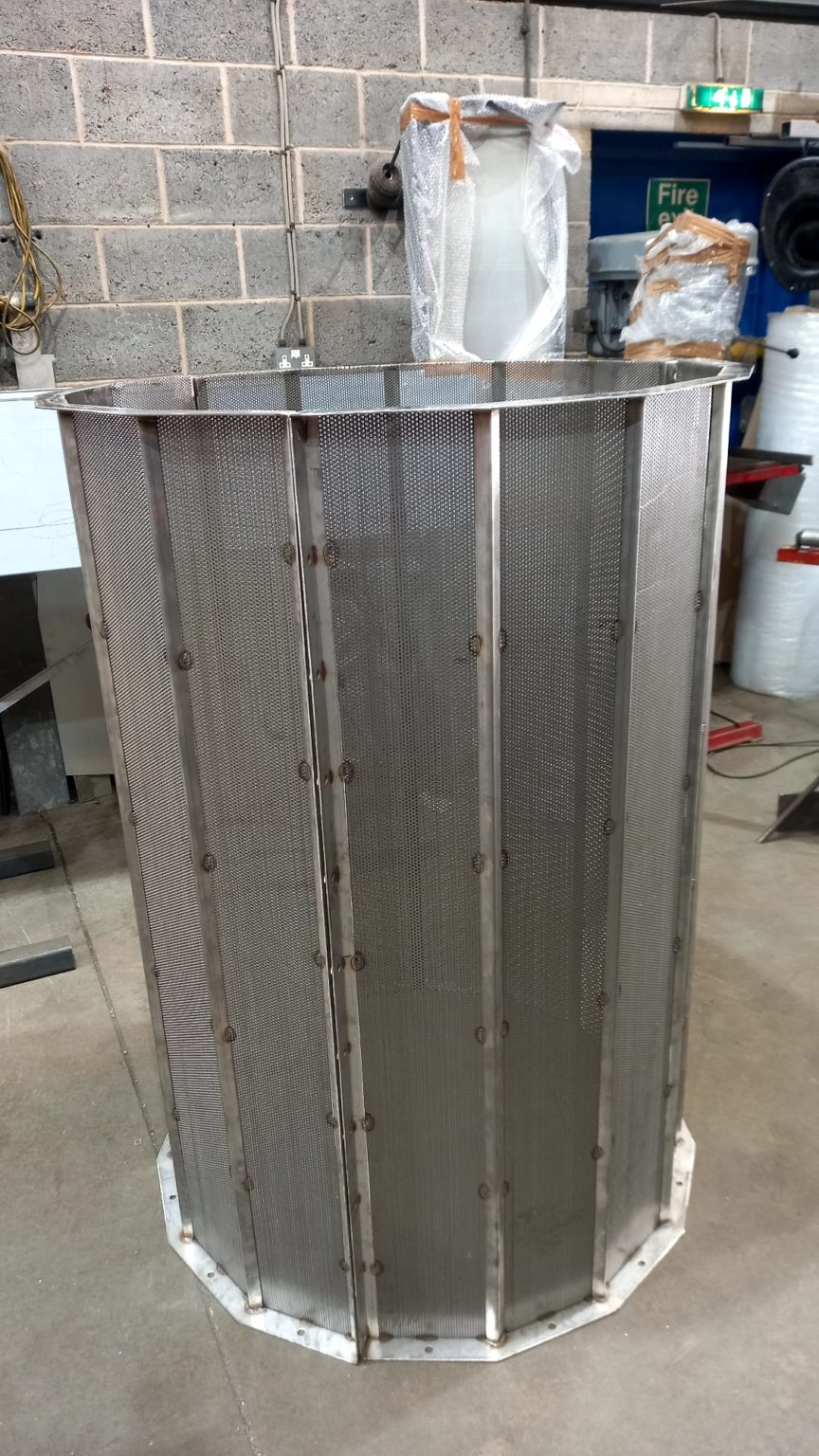 Granulator Screen Supplier UK - Granulator, Shredder & Drier Screens